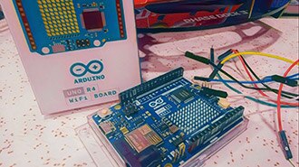 QuickStart Guide: Running Your First Code on Arduino Uno R4